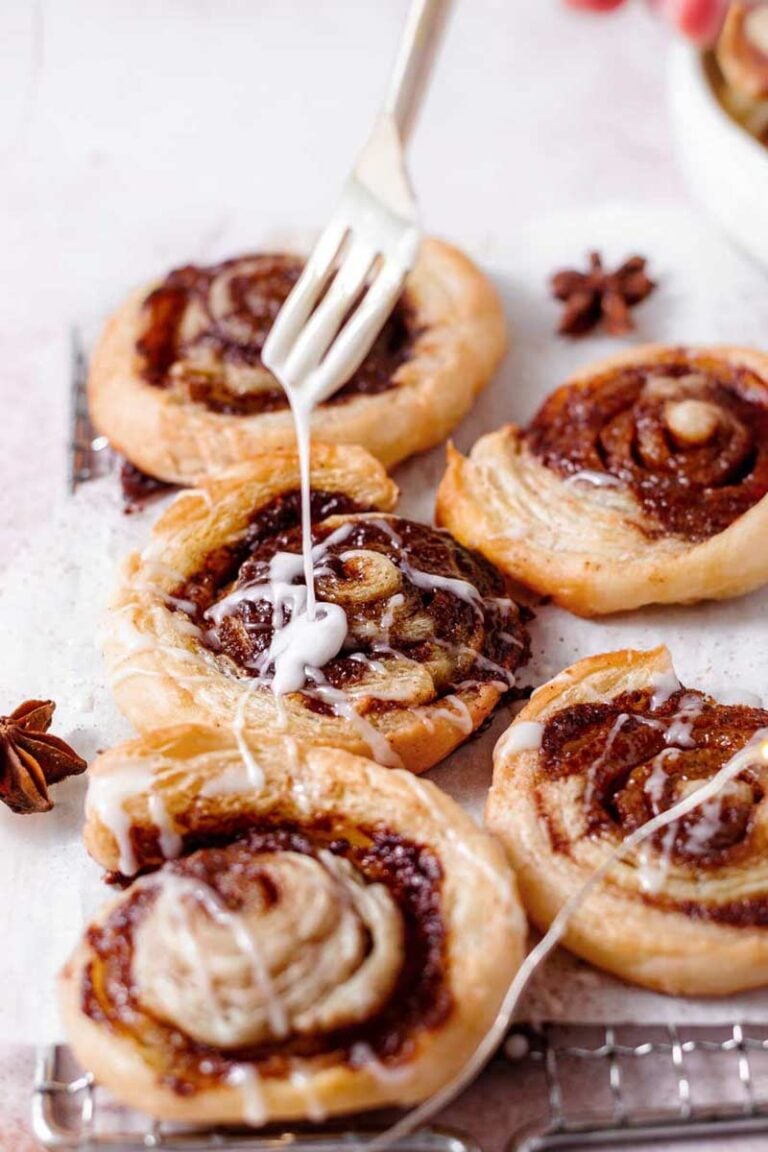 Easy Gooey Puff Pastry Cinnamon Swirls