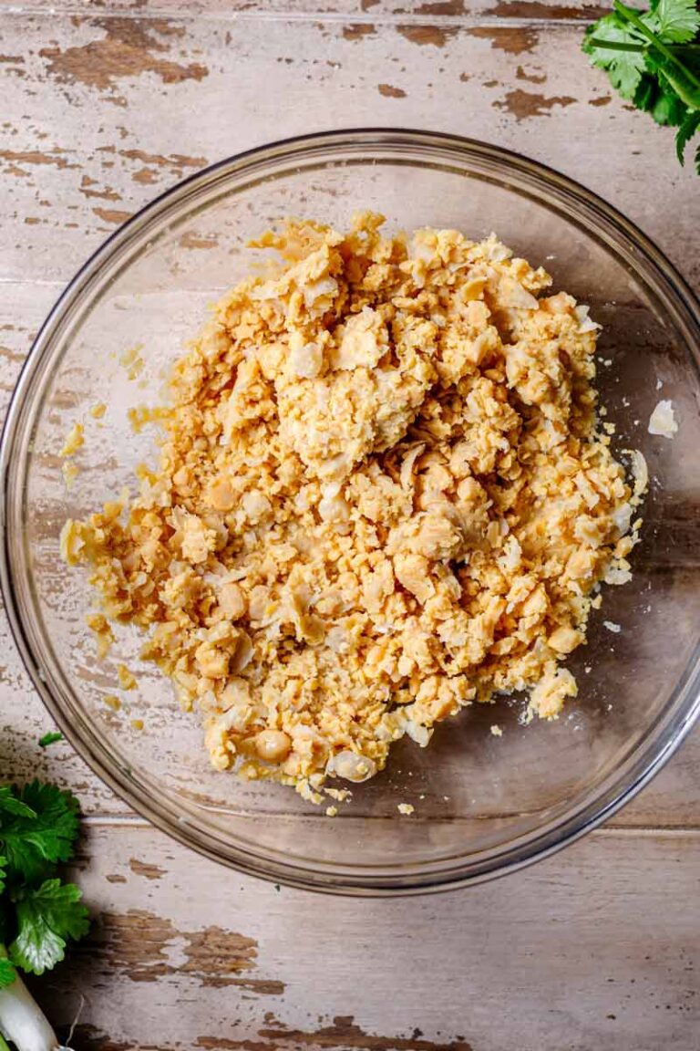 Easy Chickpea Patties - Crispy, Vegan, Panfried or Baked!