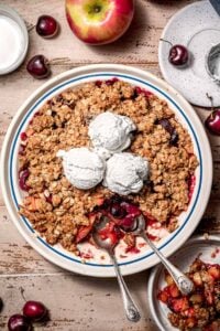 Easy Cherry Apple Crisp