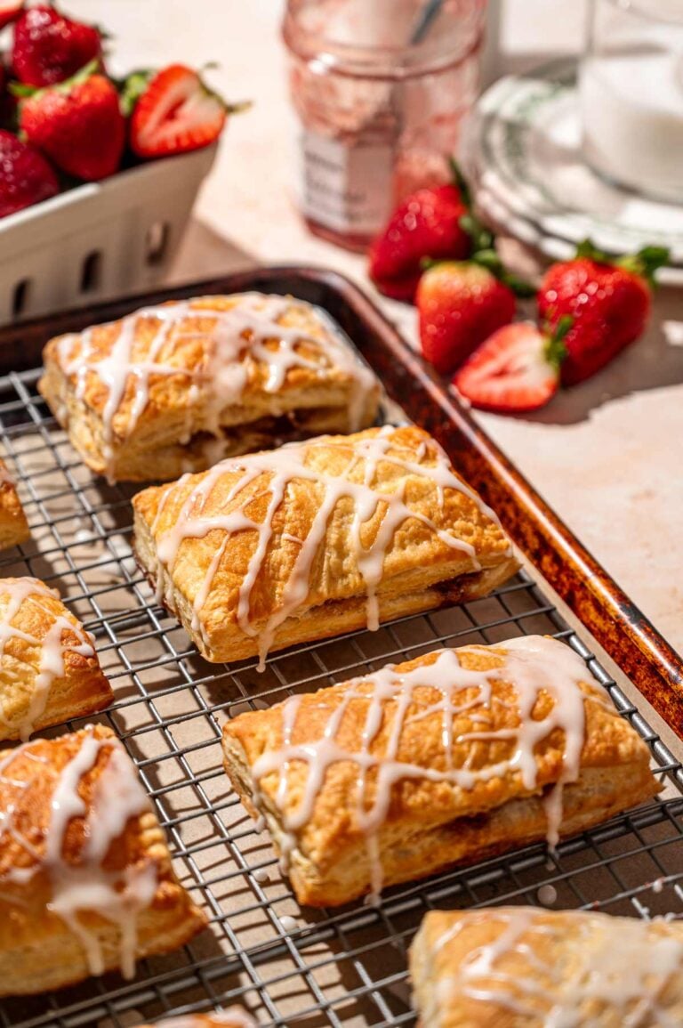 Easy Vegan Toaster Strudels (Strawberry, Cinnamon & More!)